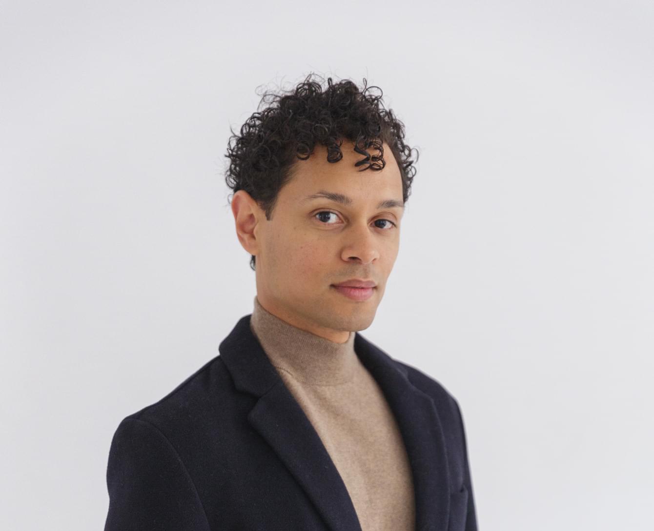 How to grasp the world through art: An interview with Aaron Cezar